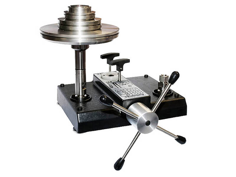 Budenberg BGH1200 Kalibrator obciążnikowo-tłokowy 1...1200 bar